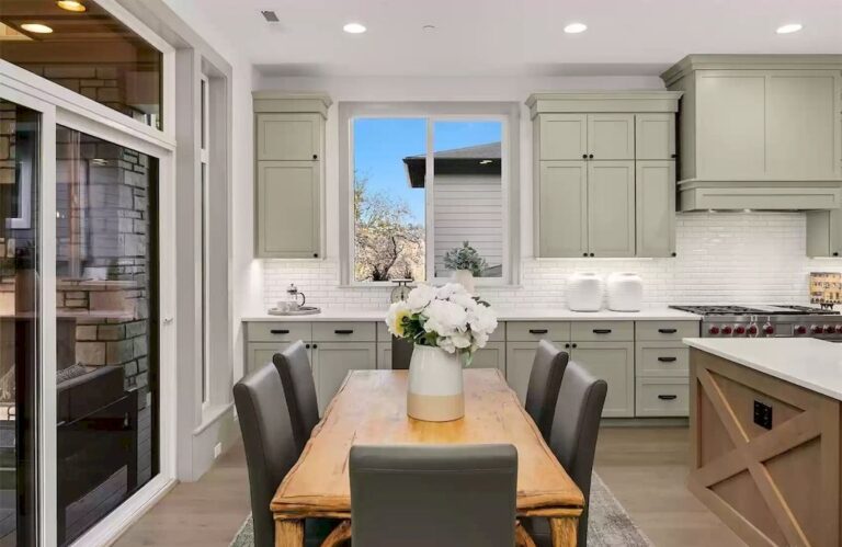 This $4,898,990 Stunning Estate in Washington Features Spectacular Chef ...