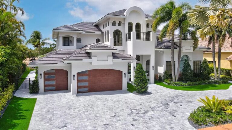 Transitional Contemporary Home in Boca Raton with Exceptional Water and ...
