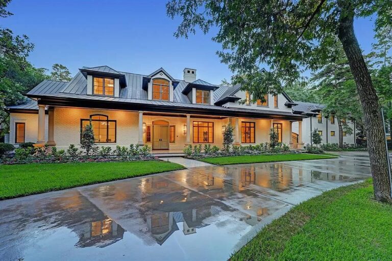 A Timeless Mansion in Houston showcases The Highest Caliber Finishes ...