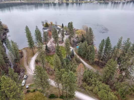 Sweeping Lake Views from Every Window of this $3,250,000 Estate in ...
