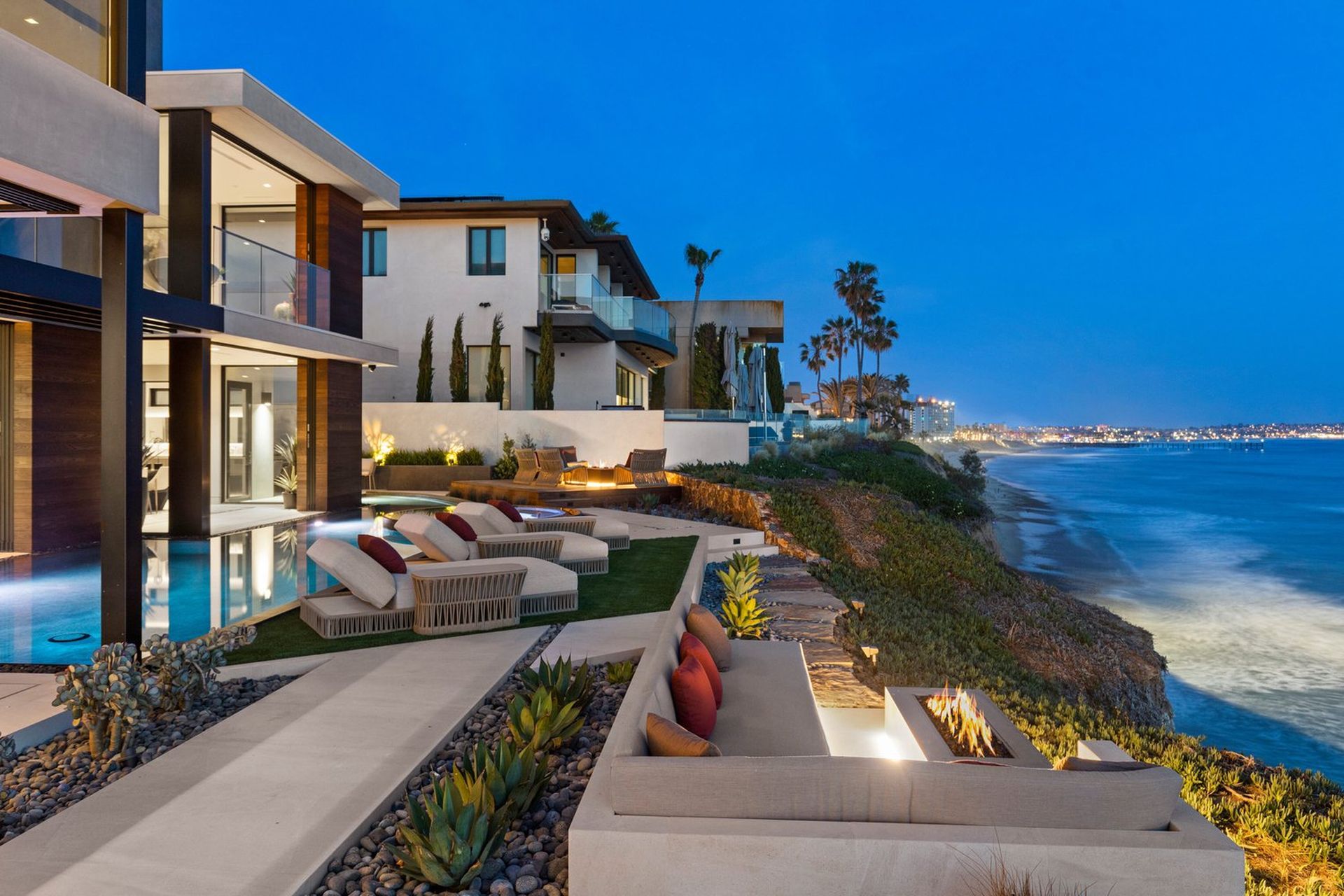 ORA HOUSE in La Jolla showcases Captivating Waterfront Views, Striking ...