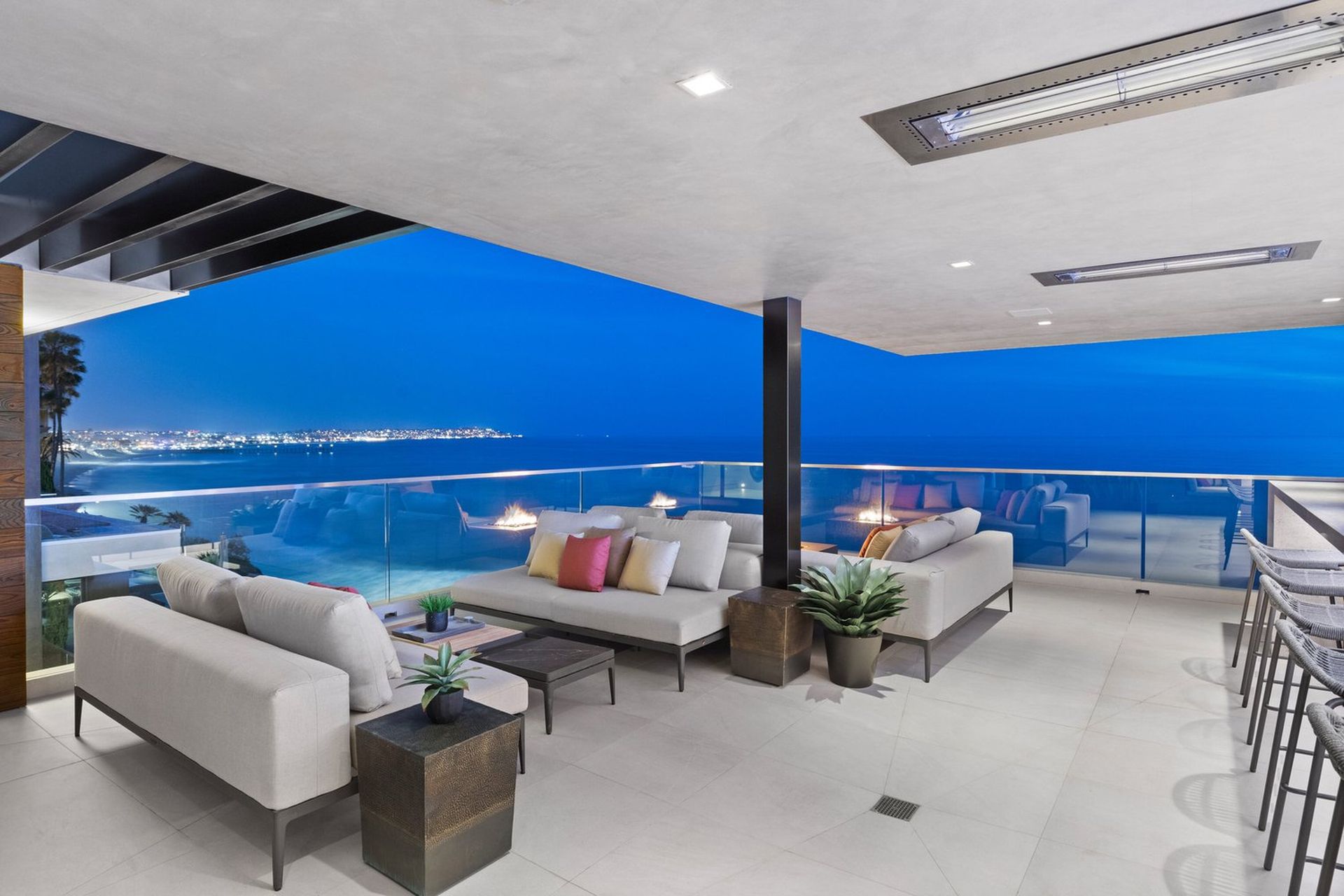 ORA HOUSE in La Jolla showcases Captivating Waterfront Views, Striking ...