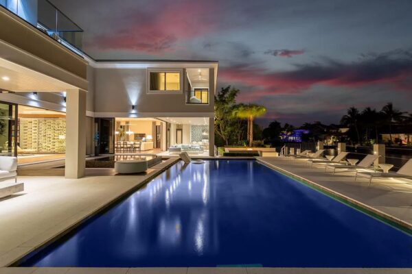 $14M Transitional contemporary Home in Boca Raton with ocean access