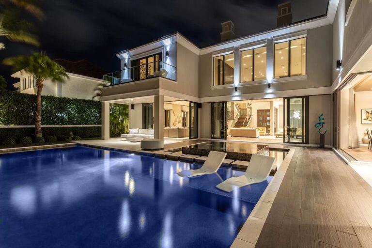 $14M Transitional contemporary Home in Boca Raton with ocean access