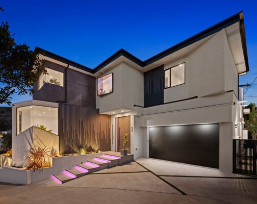 This Stunning Home in Los Angeles Showcases Extraordinary Architectural ...