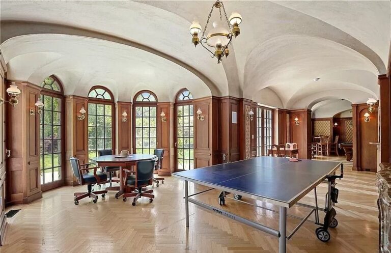 Magnificent European-inspired Manor in Connecticut Built to the Highest ...