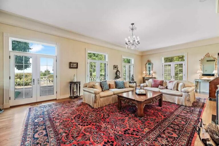 This $13,900,000 Stunning Sprawling Estate Features Impressive ...