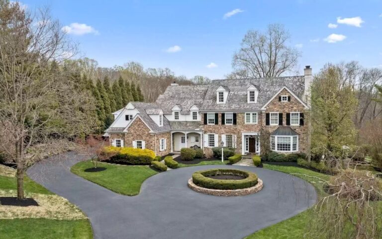 This $3,299,900 Stone Colonial Home in Pennsylvania Captivates with ...