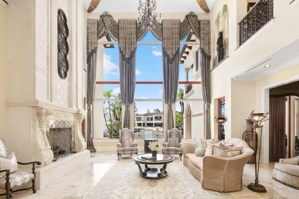 Chic Mansion in Boca Raton with Excellent Blend of Old World ...