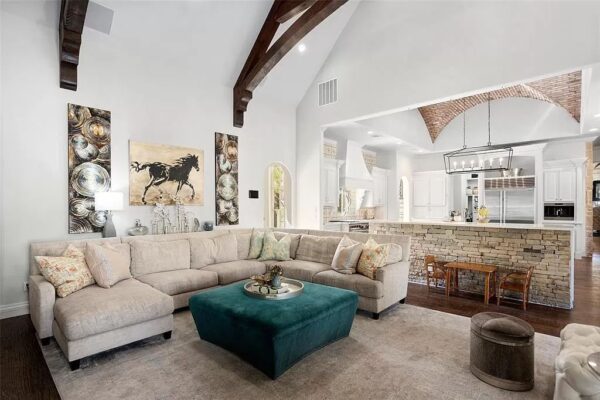 This 10,000 Square Feet Estate in Fort Worth is Truly The Epitome of ...