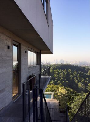 EP House with an Exuberant View by SAU Studio Arquitetura Urbanismo