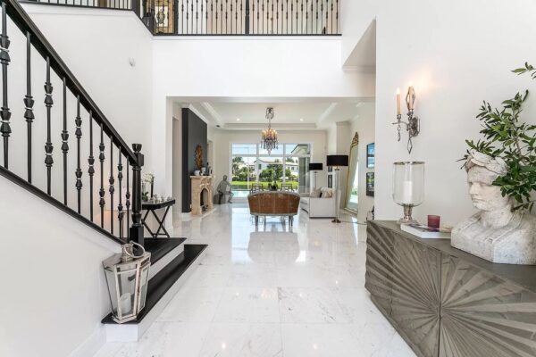 Inside A $3,099,000 Boca Raton Smart Home on A Premium Lot Overlooking ...