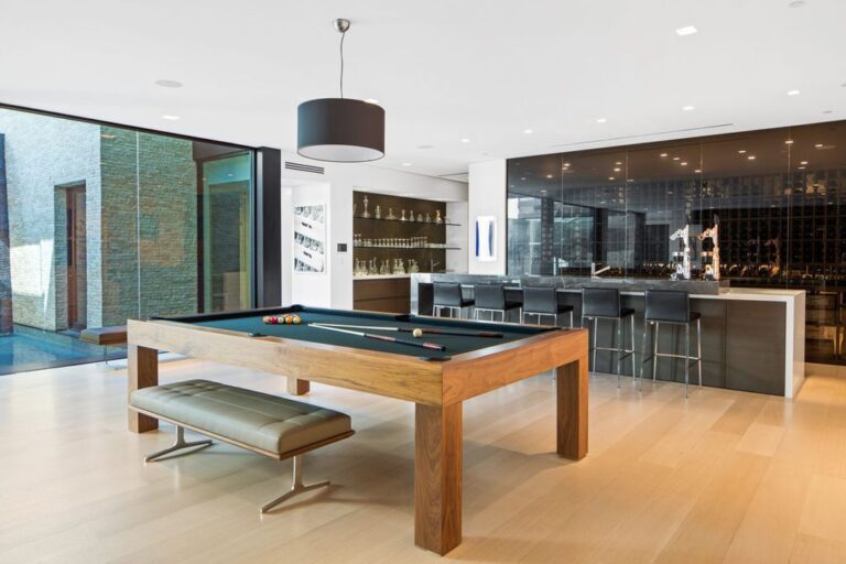 A Contemporary Home by Paul McLean in Beverly Hills Built to The ...