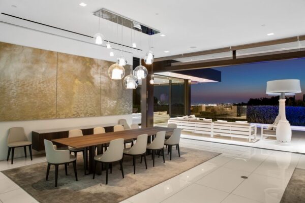 A Contemporary Home by Paul McLean in Beverly Hills Built to The ...