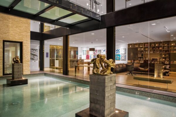 A Contemporary Home by Paul McLean in Beverly Hills Built to The ...