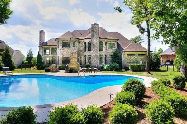 Breathtaking Morgan Farms with Unbelievable Landscape in Brentwood Hits ...