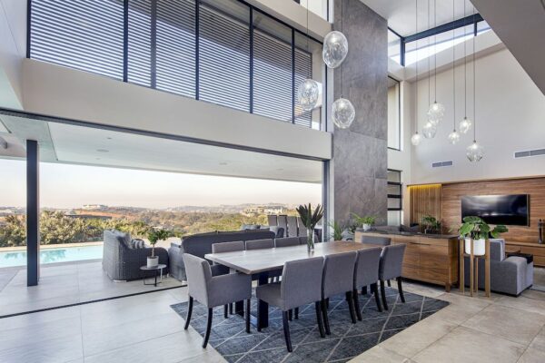 Fuchsia House with Contemporary Design by Metropole Architects