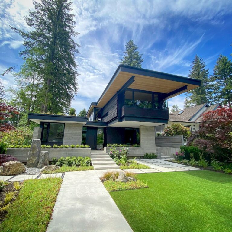 The Bridge House with Modern Aesthetic by Vallely Architecture