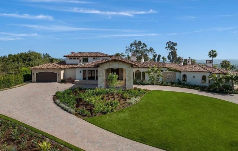 This Magnificent Custom Home in Rancho Santa Fe has An Amazing Outdoor ...