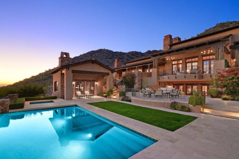 This Extraordinary Estate in Scottsdale is A Beautiful Expression of ...