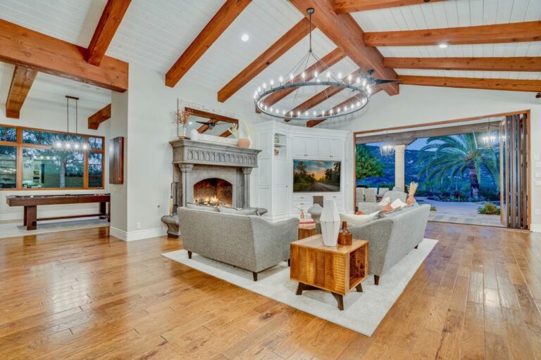 Masterfully Designed Mediterranean Inspired Estate with A Long Circular ...