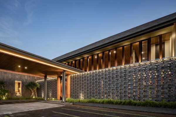 The Alia Residence with Modern Tropical Style in Indonesia by Axial Studio