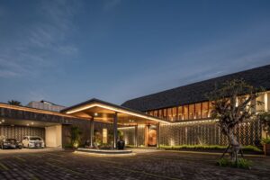 The Alia Residence with Modern Tropical Style in Indonesia by Axial Studio