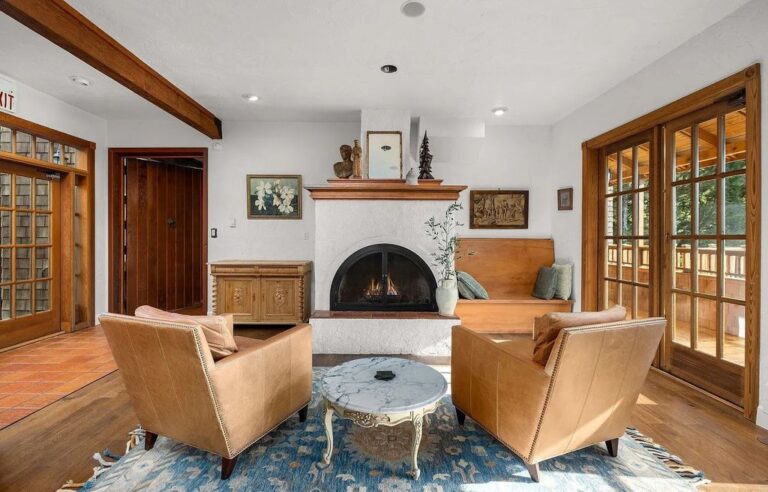 This $3.85M Retreat Offers Most Rooms Commanding Breathtaking Ocean ...