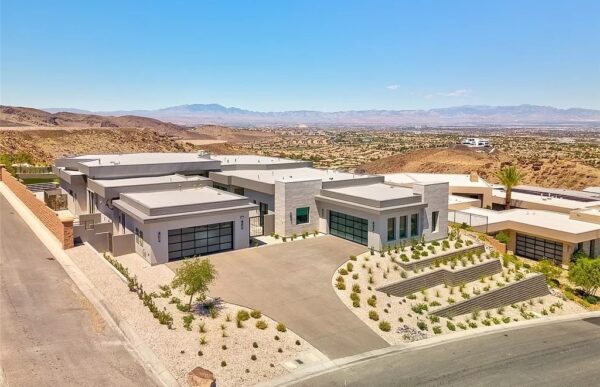 This $6.5 Million Beautiful Home in Henderson Boasts Spectacular Views ...