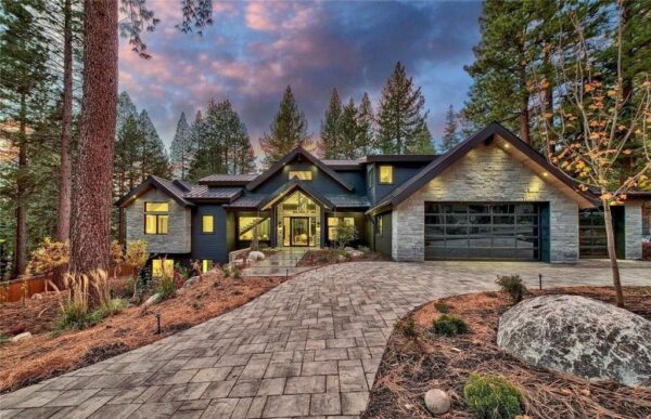 A Brand New Construction Home in Incline Village with A Park Like Level ...