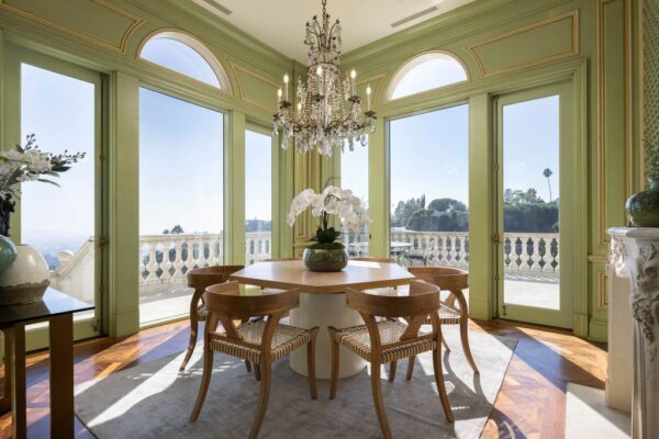 $14.995 Million Magnificent Estate of Elegant Charm and Character on A ...
