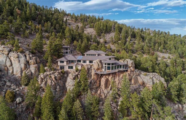 An Unique Home on A Natural Setting of Rock Outcroppings with ...