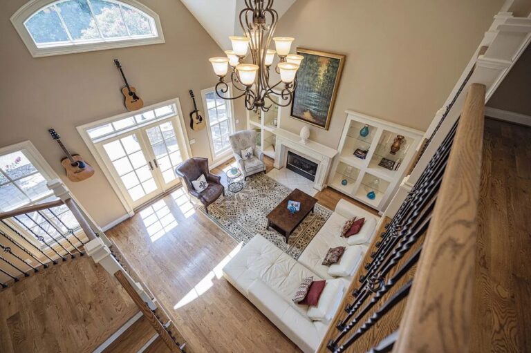 Beautiful Custom Built Home with High End Finishes in Kingston Springs ...