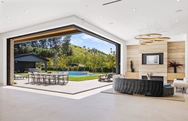 This Beautiful Farmhouse in Hidden Hills offers Luxury Living at It's ...