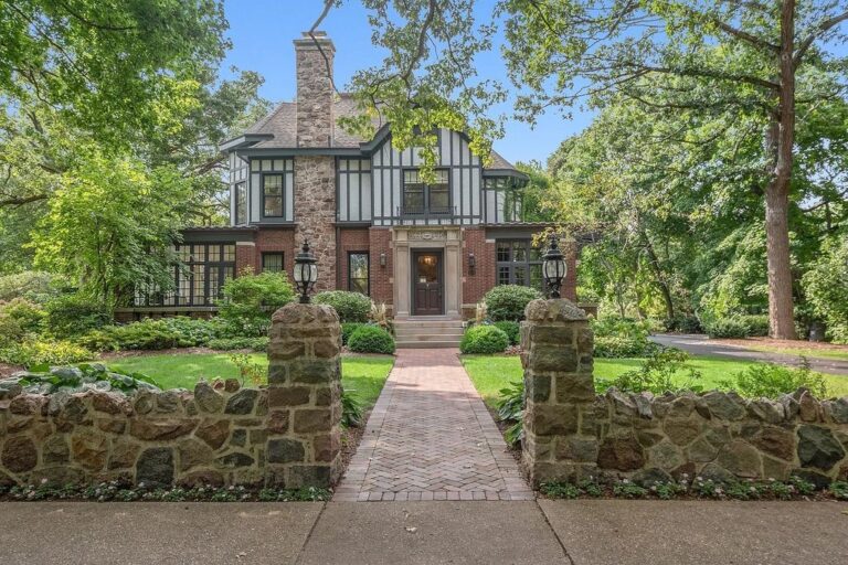 Seamlessly Blending Historic Architectural Details with Modern ...