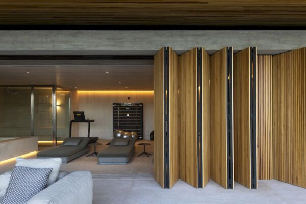 Sottile House, an Elegant Home in Brazil by Felipe Caboclo Arquitetura