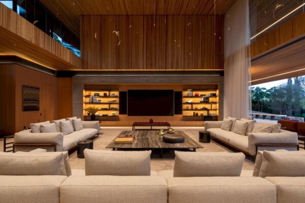Sottile House, an Elegant Home in Brazil by Felipe Caboclo Arquitetura