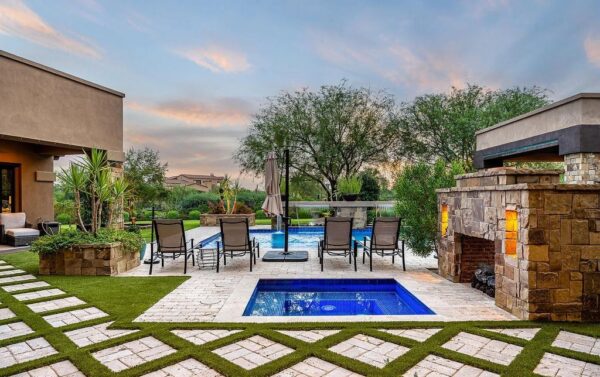 Spectacular Modern Desert Estate with Breathtaking Mountain Views in ...