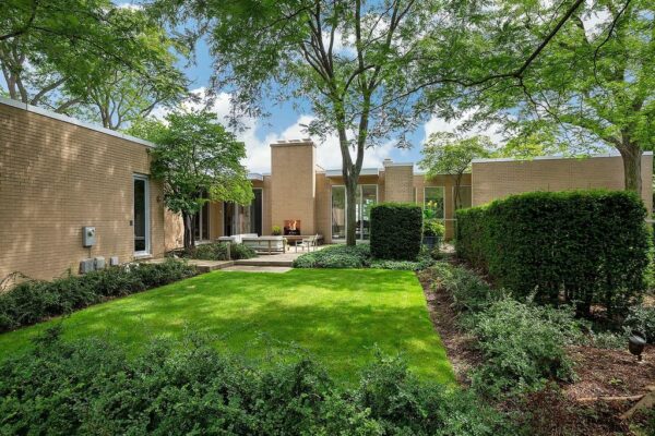 This $13.8M Magnificent Home is Truly Built to Enjoy the Sweeping Views ...