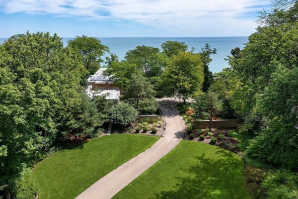 This $13.8M Magnificent Home is Truly Built to Enjoy the Sweeping Views ...