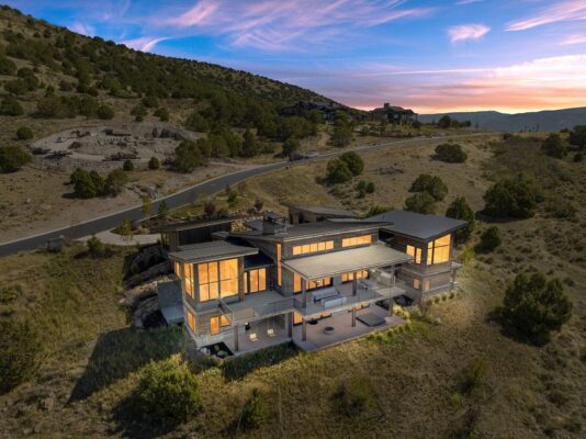 This $5.895M Stunning Mountain Retreat in Heber, UT Offers Magnificent ...