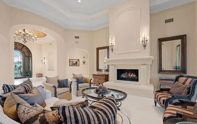 This $5.9 Million Premiere Estate in Peoria has An Epic Outdoor ...