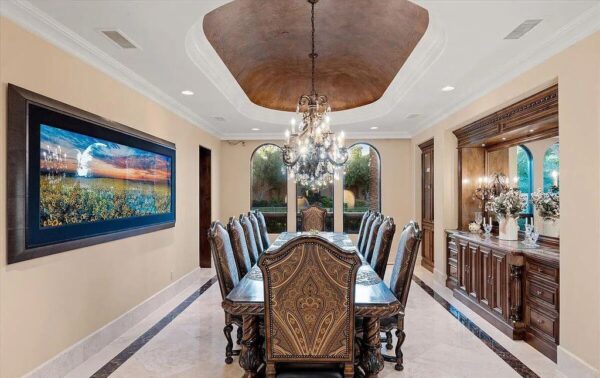 This $5.9 Million Premiere Estate in Peoria has An Epic Outdoor ...