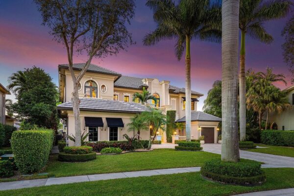 A Lakefront Chateau in Boca Raton Set on A Special Expansive Lot with ...