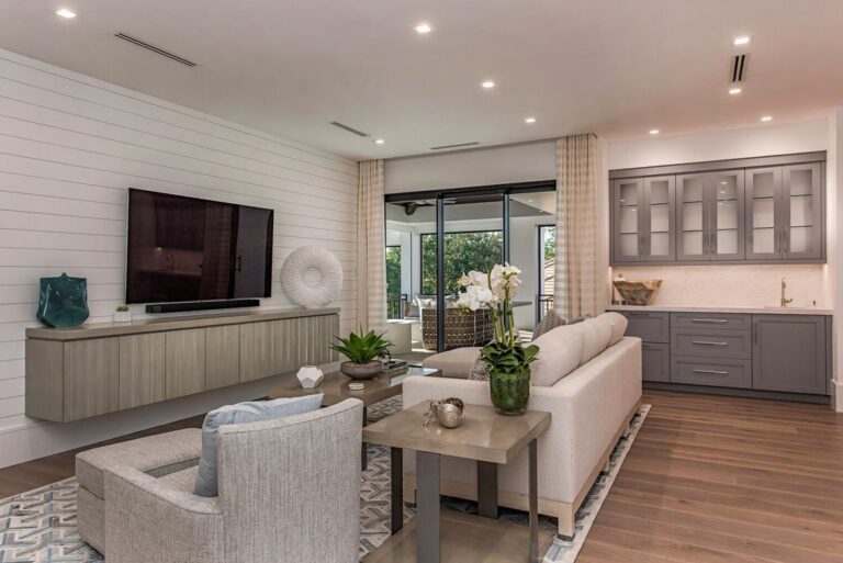 An Architectural Masterpiece with The Absolute Finest Specifications ...