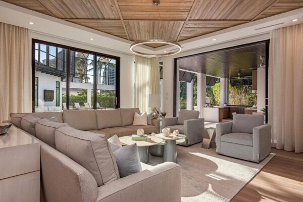 An Architectural Masterpiece with The Absolute Finest Specifications ...