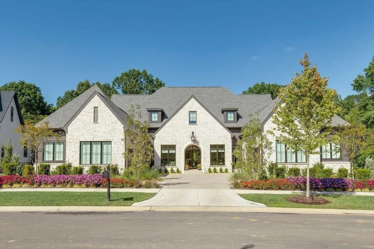 Exquisite Custom Home in Desirable Gated Community in College Grove ...