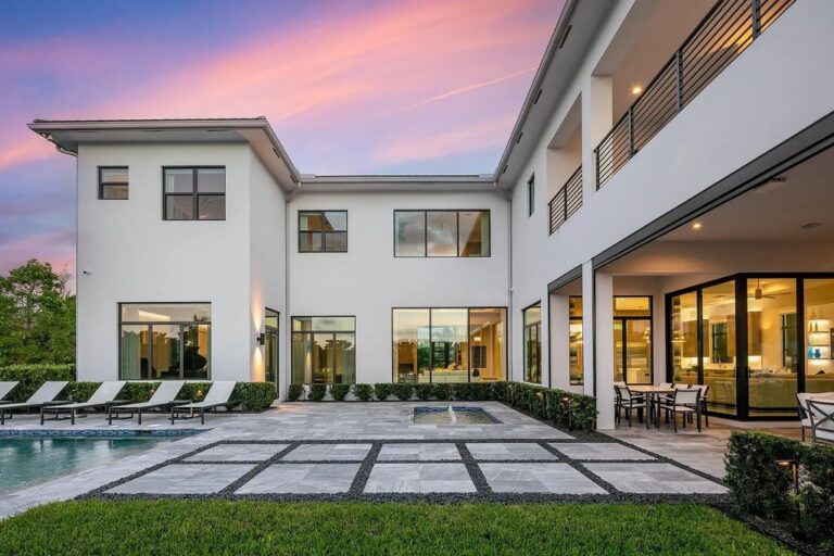 Sprawling Lakefront Home in Boca Raton Boasts The Grandeur of Resort ...