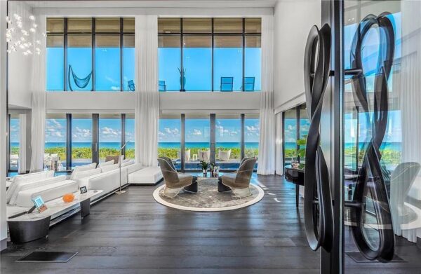 One of The Most Iconic Homes on The Treasure Coast with 233 Feet of ...