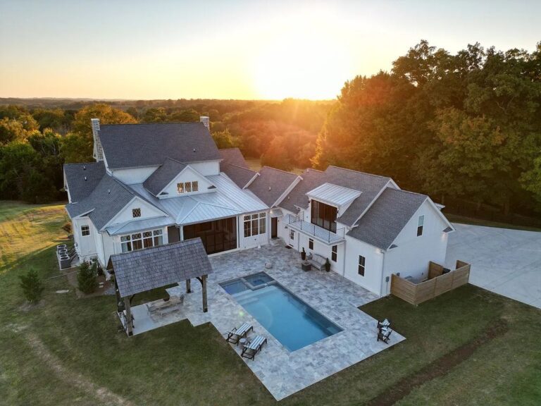 Perfectly Designed With over 10,000 SF of Luxury, This Incredible ...